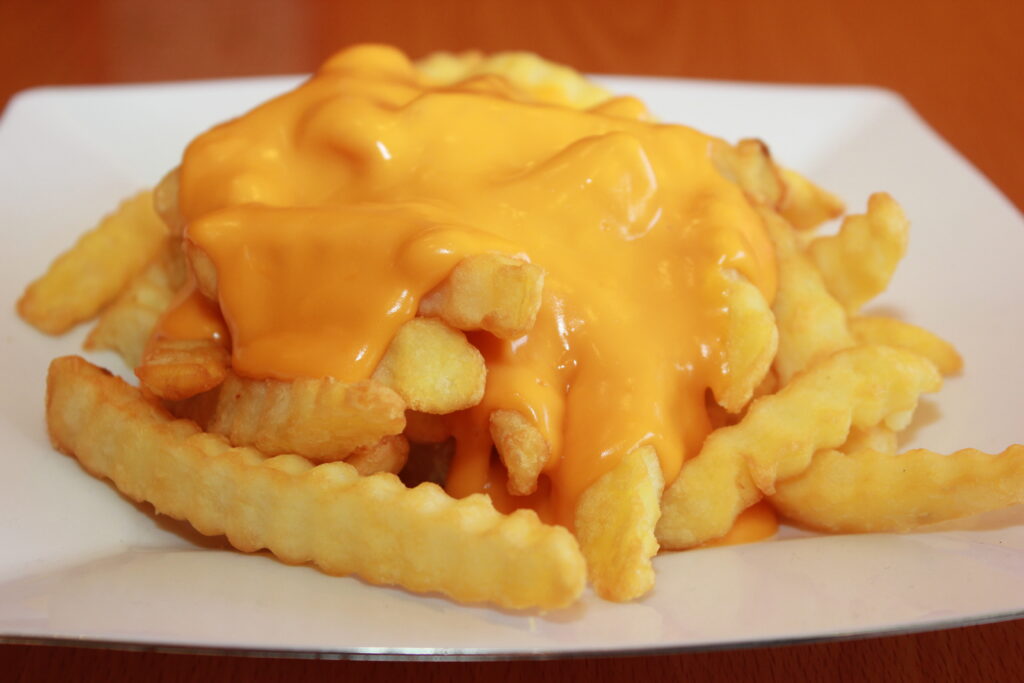 Cheese Fries – Flame’N Roost